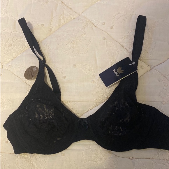 Wacoal | Intimates & Sleepwear | Wacoal Black Lace Underwire Bra | Poshmark